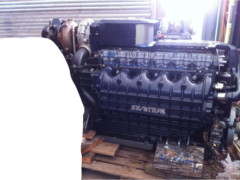 Seatek 660hp diesel engines – Aura Yachts